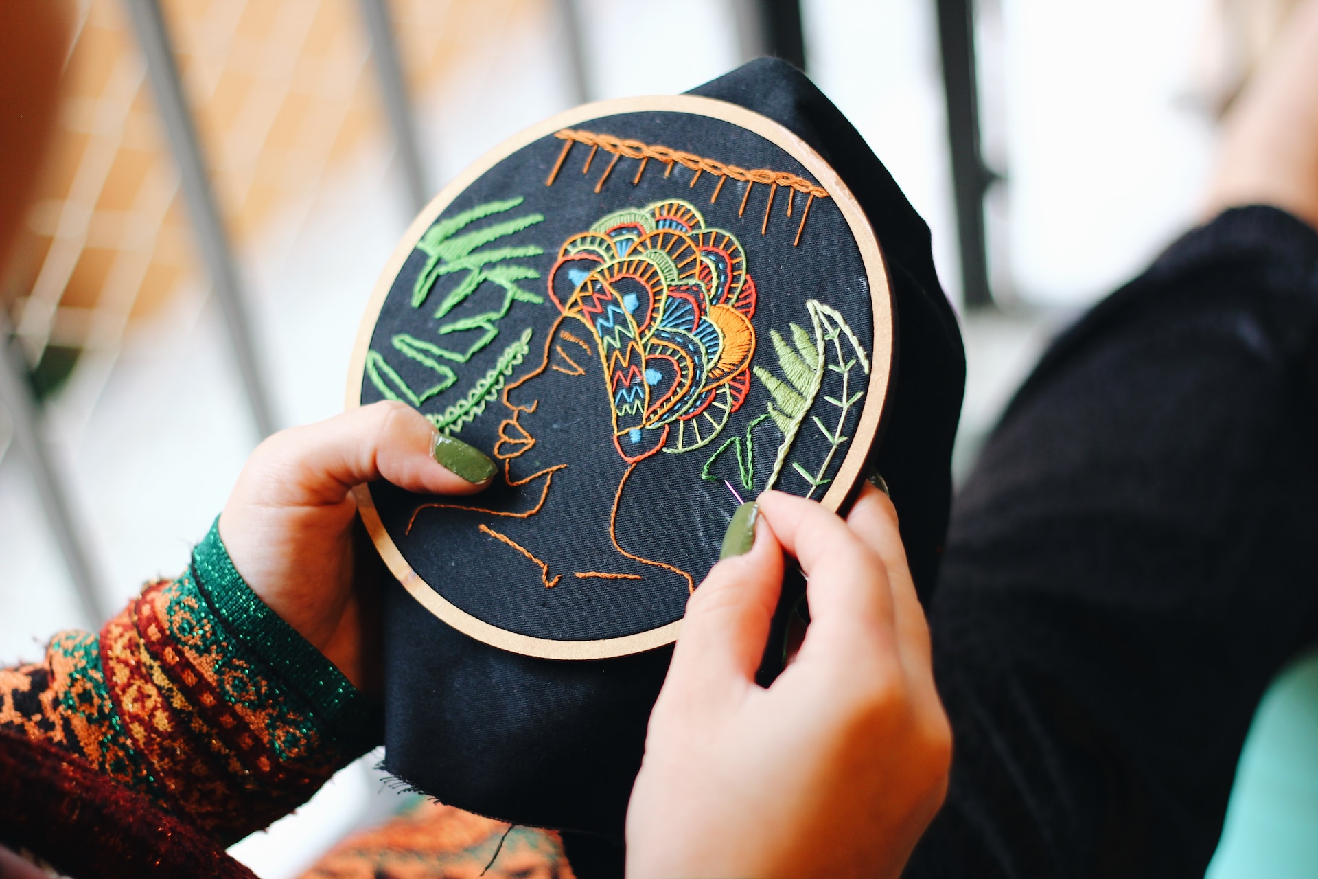 How To Draw On Felt: 5 Ways! Freehand Tracing, Stencils & More - Sewist ...